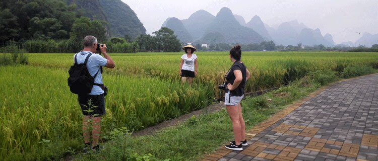 13-Day China Adventure Journey to See the Historical and Scenic China