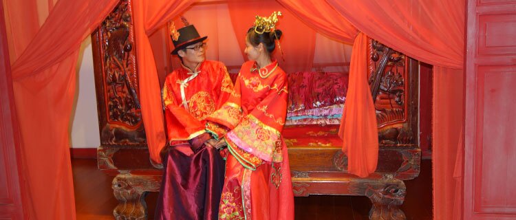 Chinese Traditional Etiquette And Taboos, Dos And Don'ts While In China